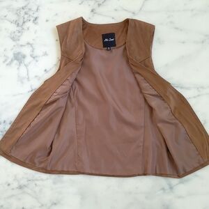 Me Jane | Jackets & Coats | Nwot Vintage Me Jane Suede Leather Look ...
